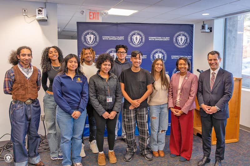 Apoyando el empleo juvenil - El Mundo Boston